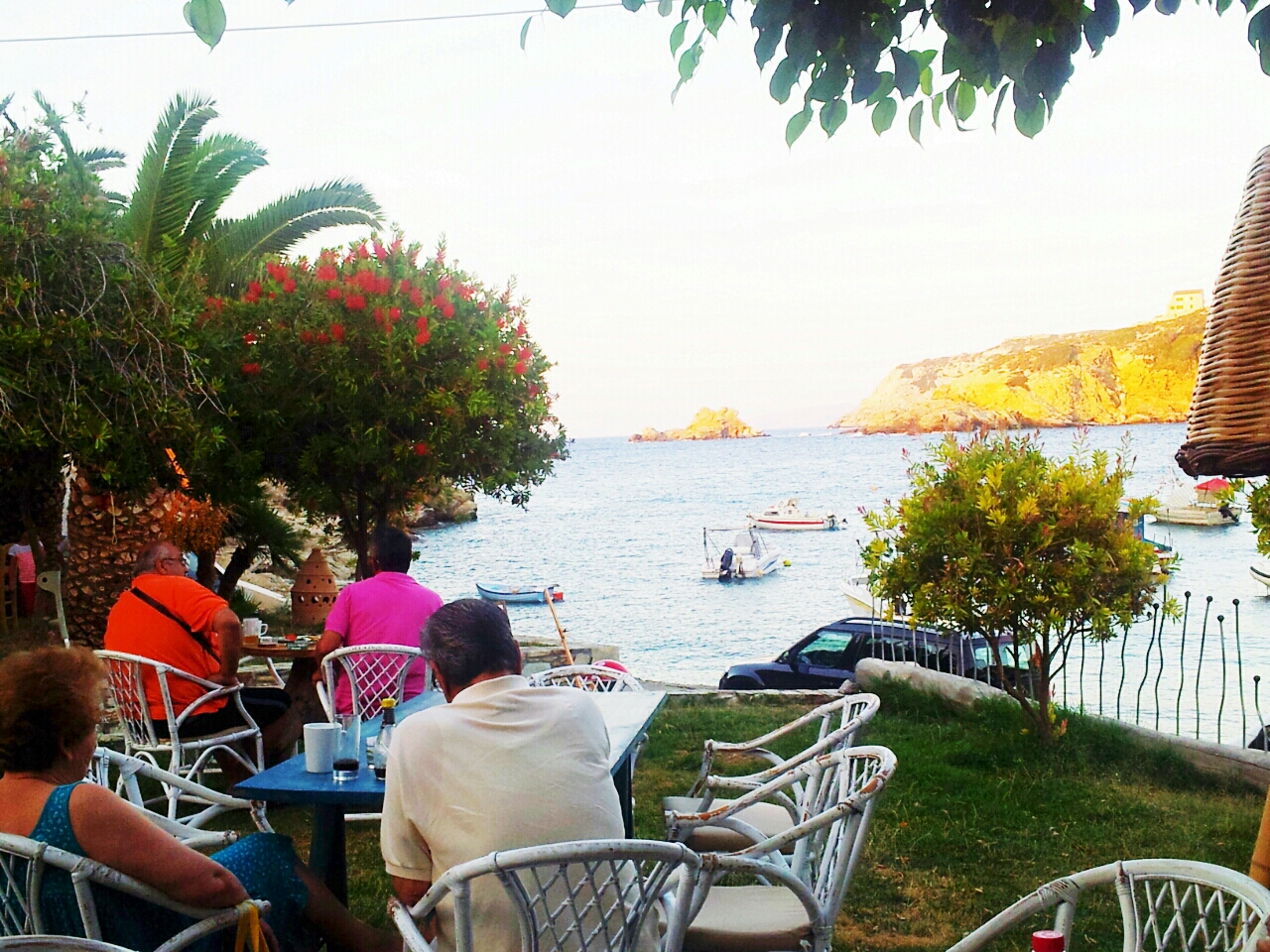 Blue Café Restaurant | Kids Love Greece