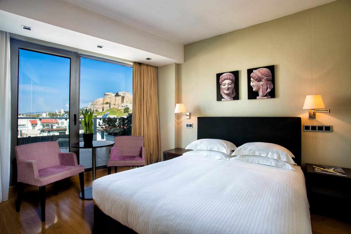 The Athens Gate hotel | Kids Love Greece