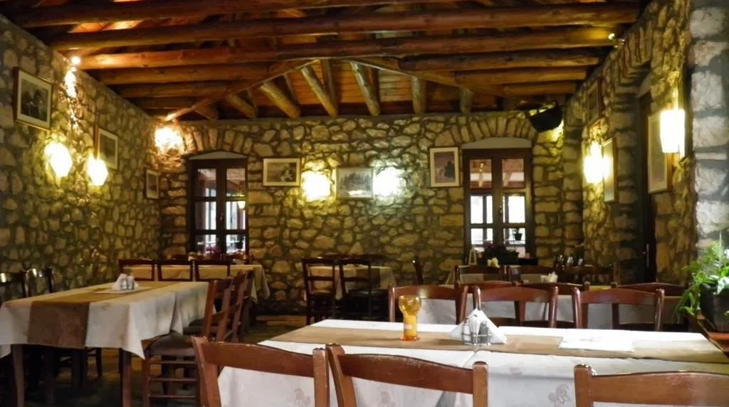Taverna Boutzas - Pramanda | Kids Love Greece