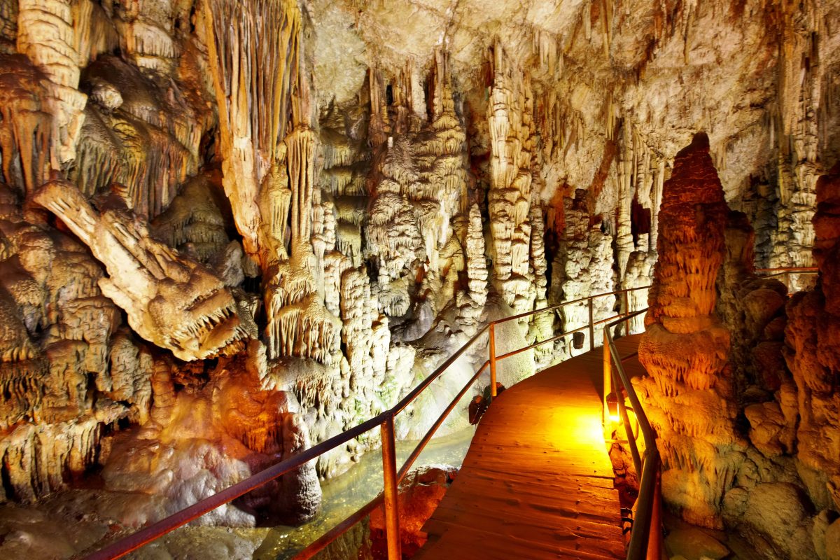 Customized Mythology Tours to Cycladed and Crete