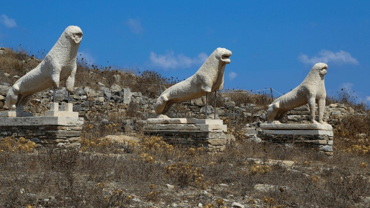 Visiting Delos with kids