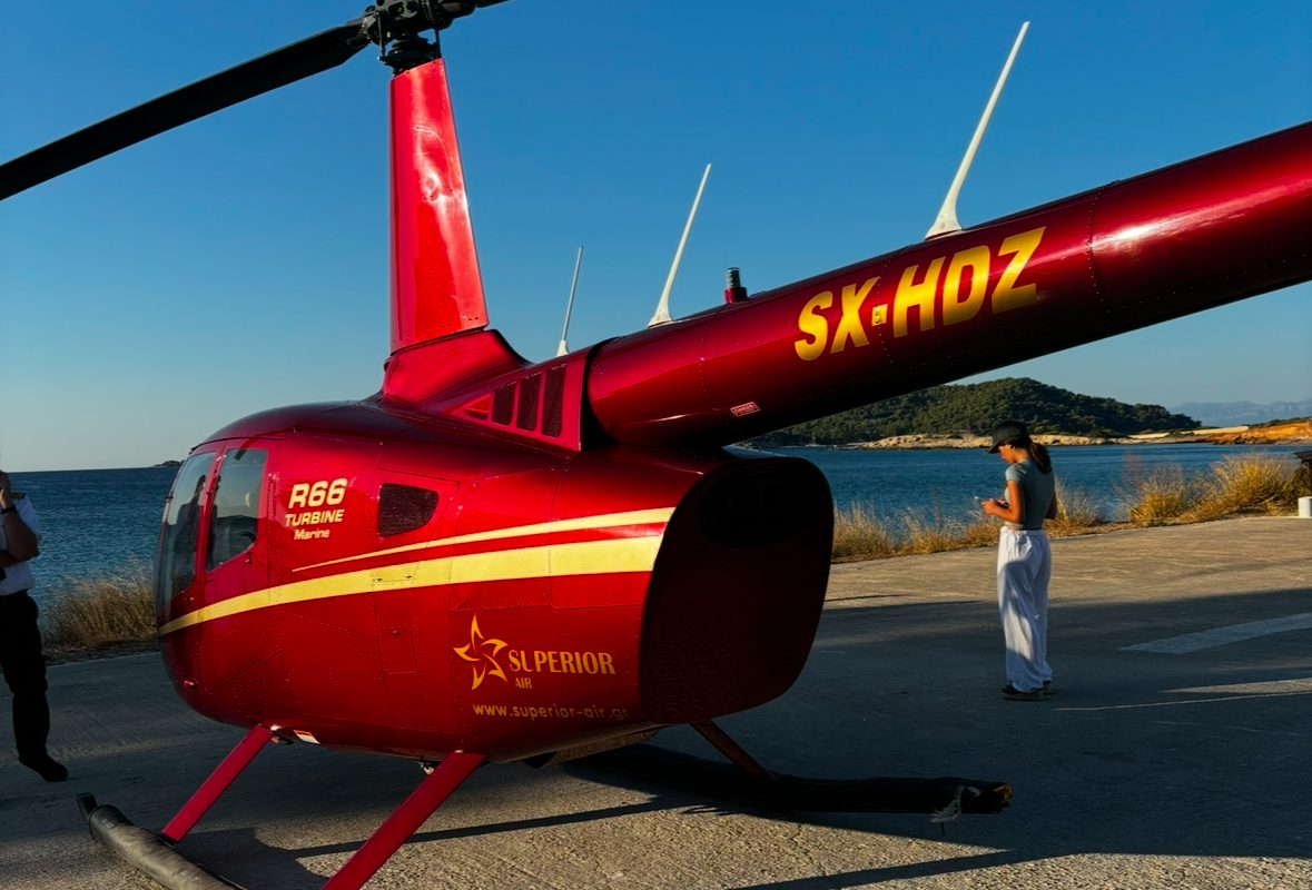Family-Friendly Helicopter Rides for Island Hopping in Greece